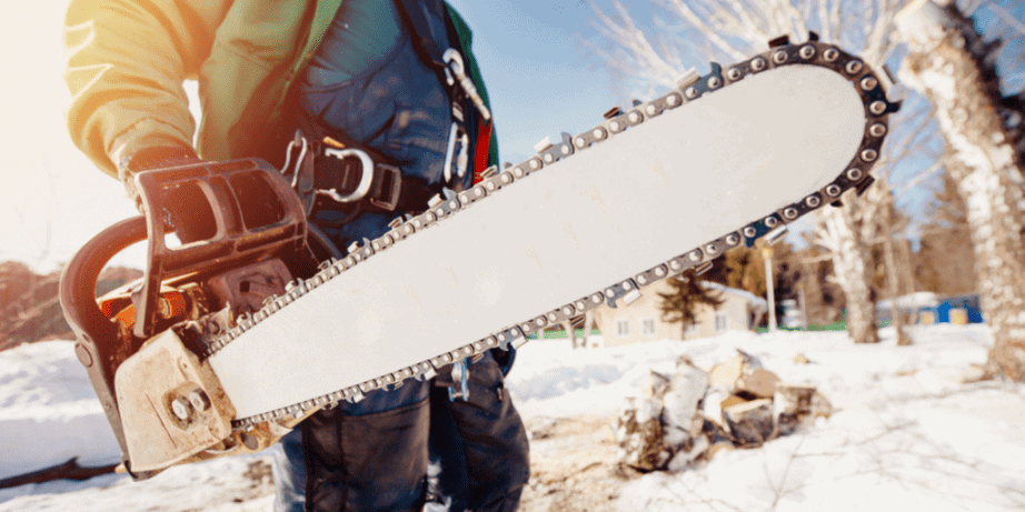 Tips to Use a Chainsaw the Right Way - Bestviewsreviews